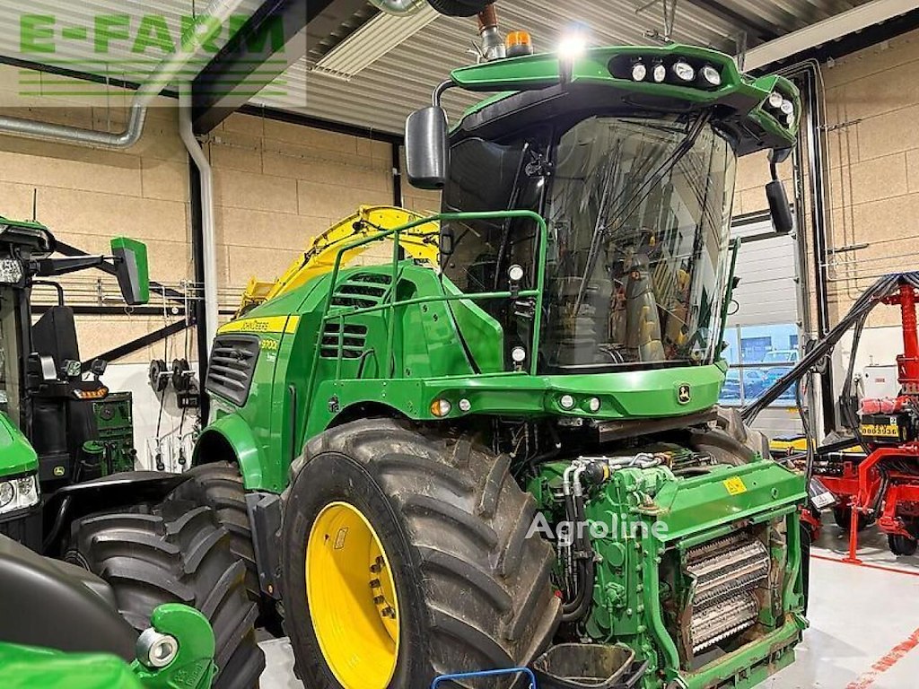 John Deere 9700 krmni kombajn