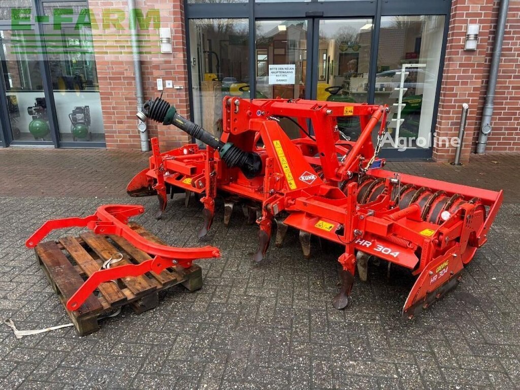 Kuhn hr 304 mit hubbock tanjirača