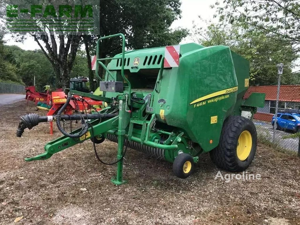 John Deere f 441 m balirka za četvrtaste bale
