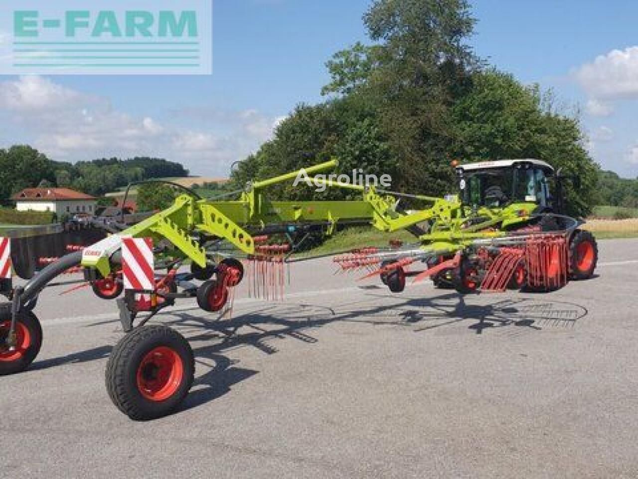 Claas liner 1700 prevrtač sena