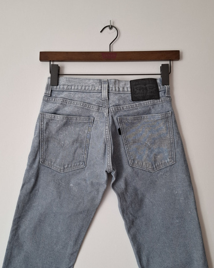 Levis farmerke noviji model W27 L32 XS