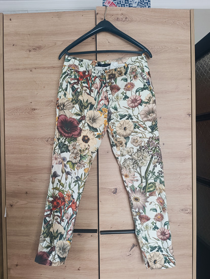 ZARA pantalone S