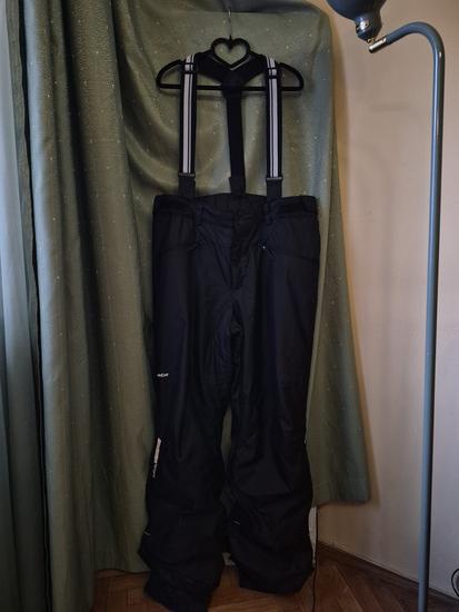 Ski pantalone sa tregerima,novo