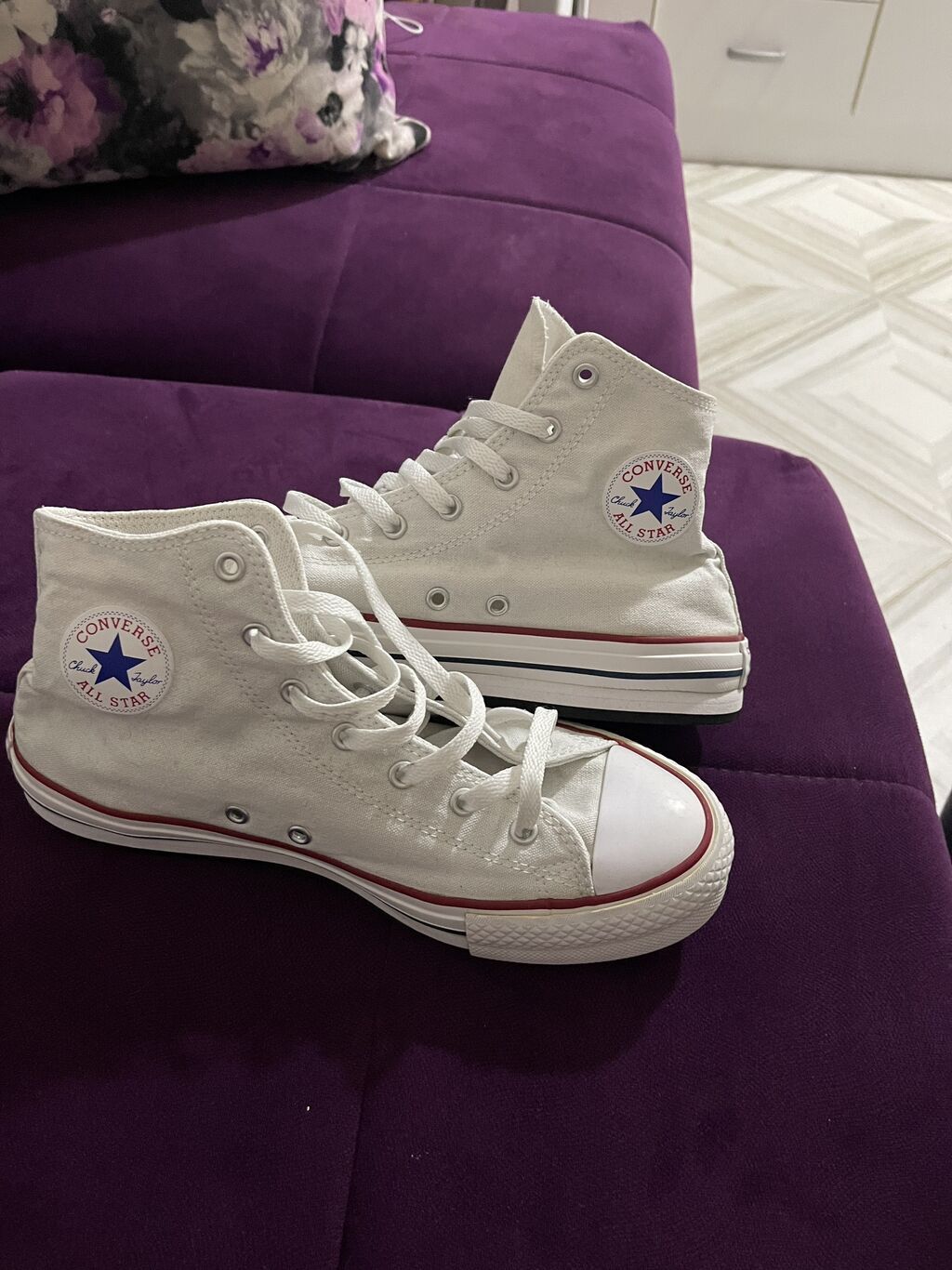 Converse Chuck Taylor All Star – bele patike, visoki model - Klasičan