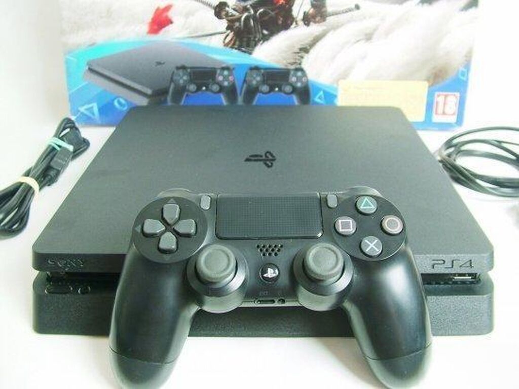 U ponudi je Sony PlayStation 4 Slim 1TB. Stanje: odlično očuvana