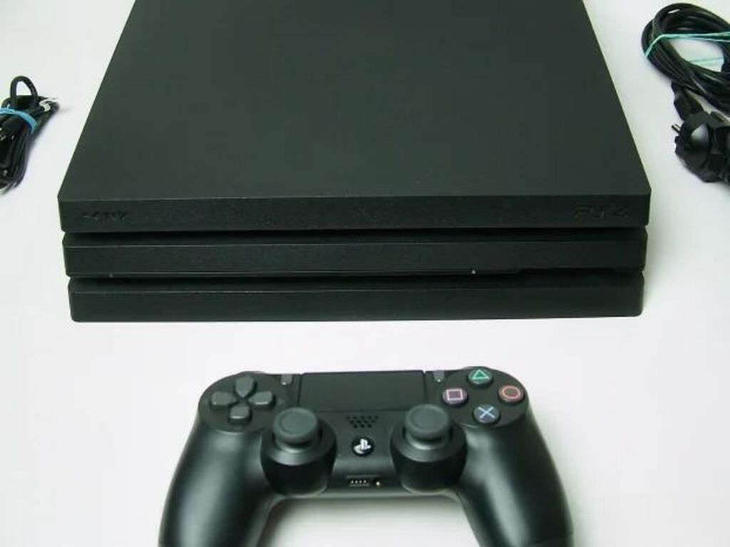 U ponudi je Sony PlayStation 4 PRO konzola (4K podrška). PS4 Pro pruža