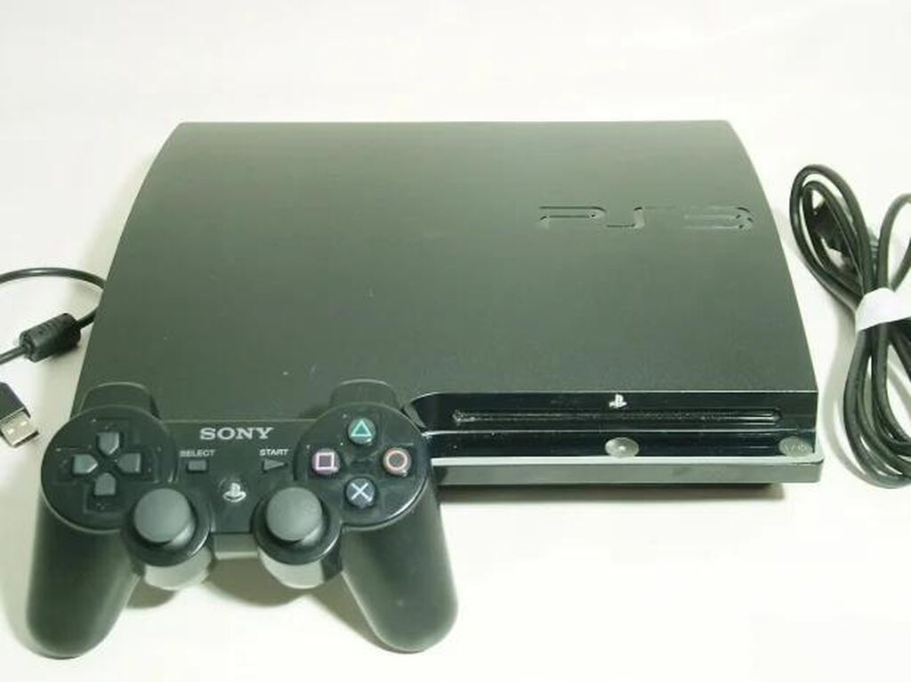 U ponudi Sony Playstation 3 Slim model. Konzola je lepo očuvana