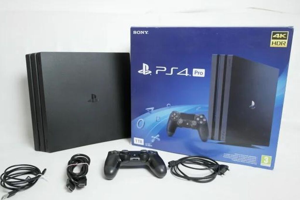 Sony PlayStation 4 Pro (CUH-7216B), čipovana konzola u odličnom