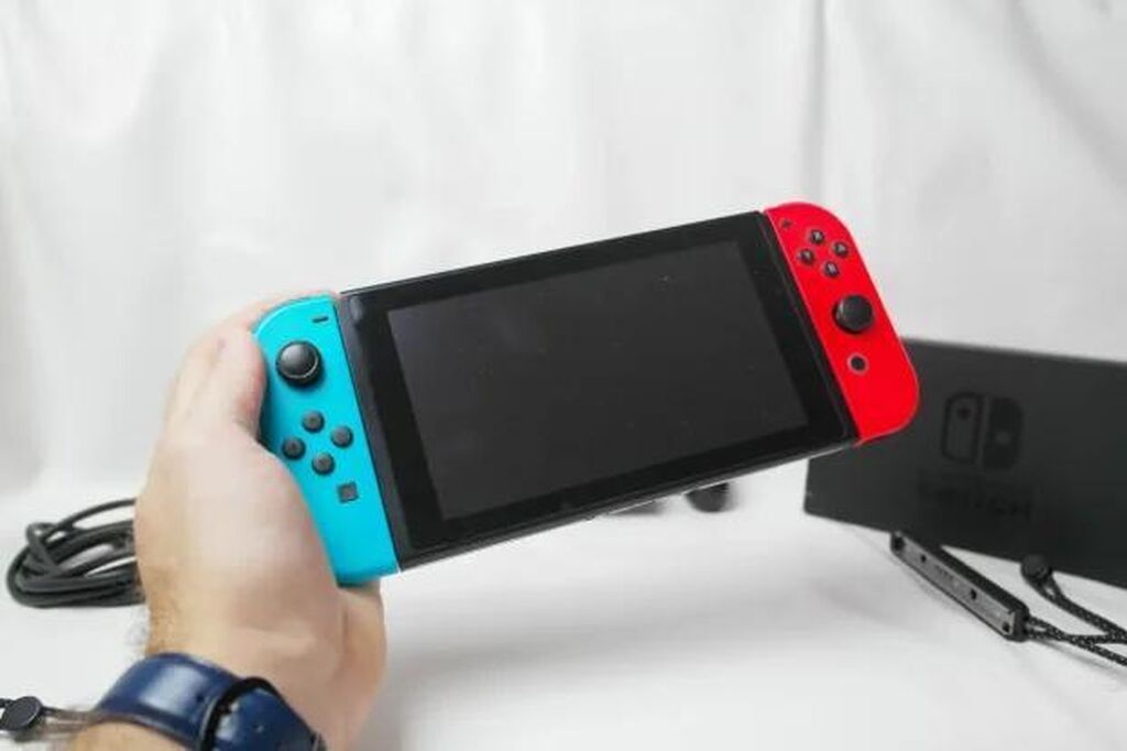 U ponudi Nintendo Switch. Konzola je čipovana najnovijim softwerom