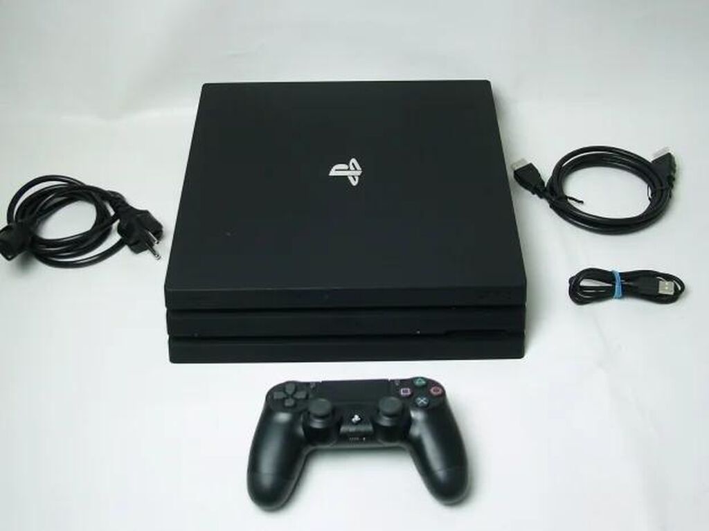 U ponudi Sony PlayStation 4 PRO (1TB). Konzola je u odličnom stanju