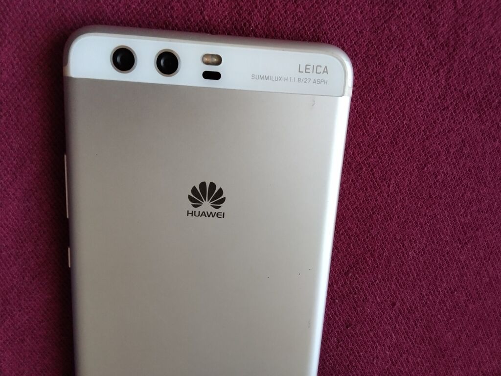 Huawei P10 – 64 GB, 4 GB RAM, dual Leica kamera - Ekran: 5.1" Full HD