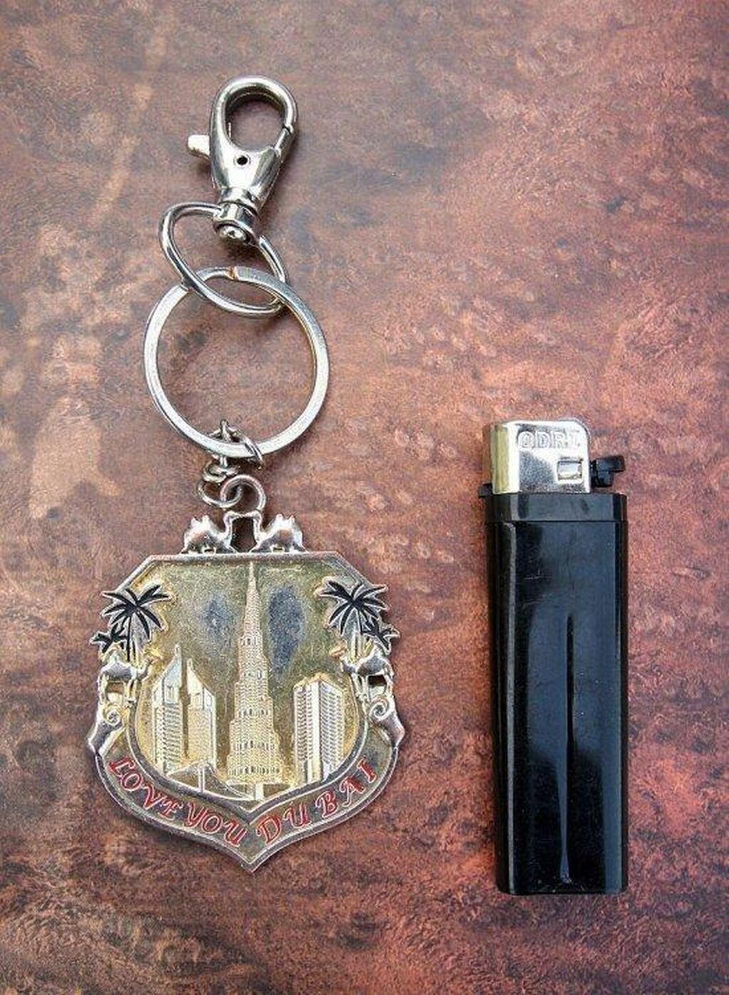 Love You DUBAI privezak 7cm!. OGROMAN 7cm. Masivan, metalni privezak