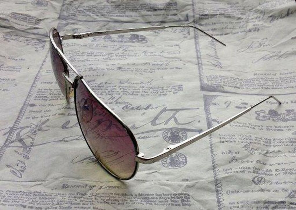 Vintage AVIATOR sa ŠERVUDSKI zelenim ramom II. Vintage Aviator naočare