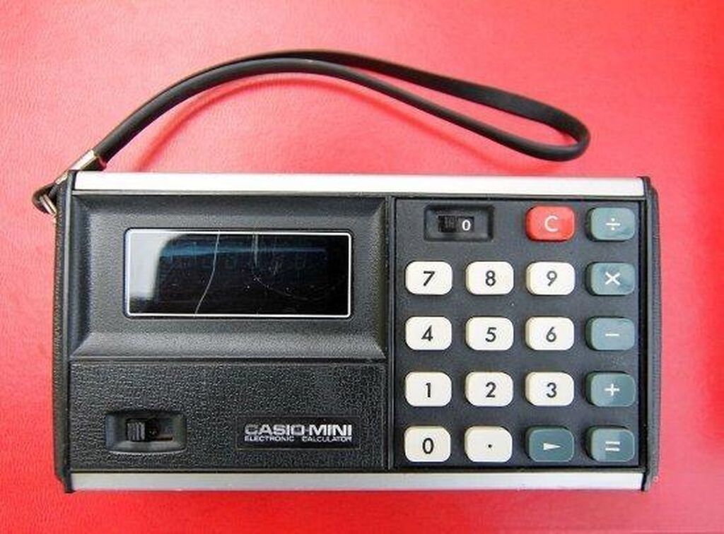Casio Mini CM-602 Handheld Electronic Calculator. VEOMA RETKO. Prema