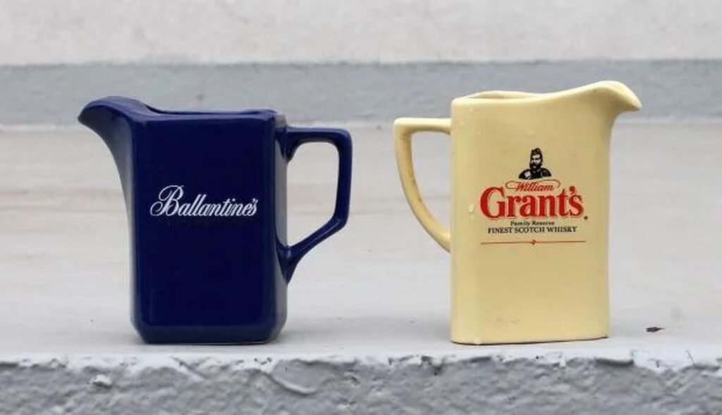 Decanteri 1980s Ballantines i Grants Original ENGLAND. Made in