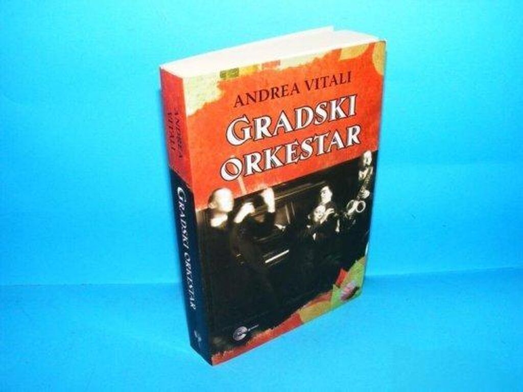 GRADSKI ORKESTAR Andrea Vitali Evro Giunti Beograd 2011 Broširan