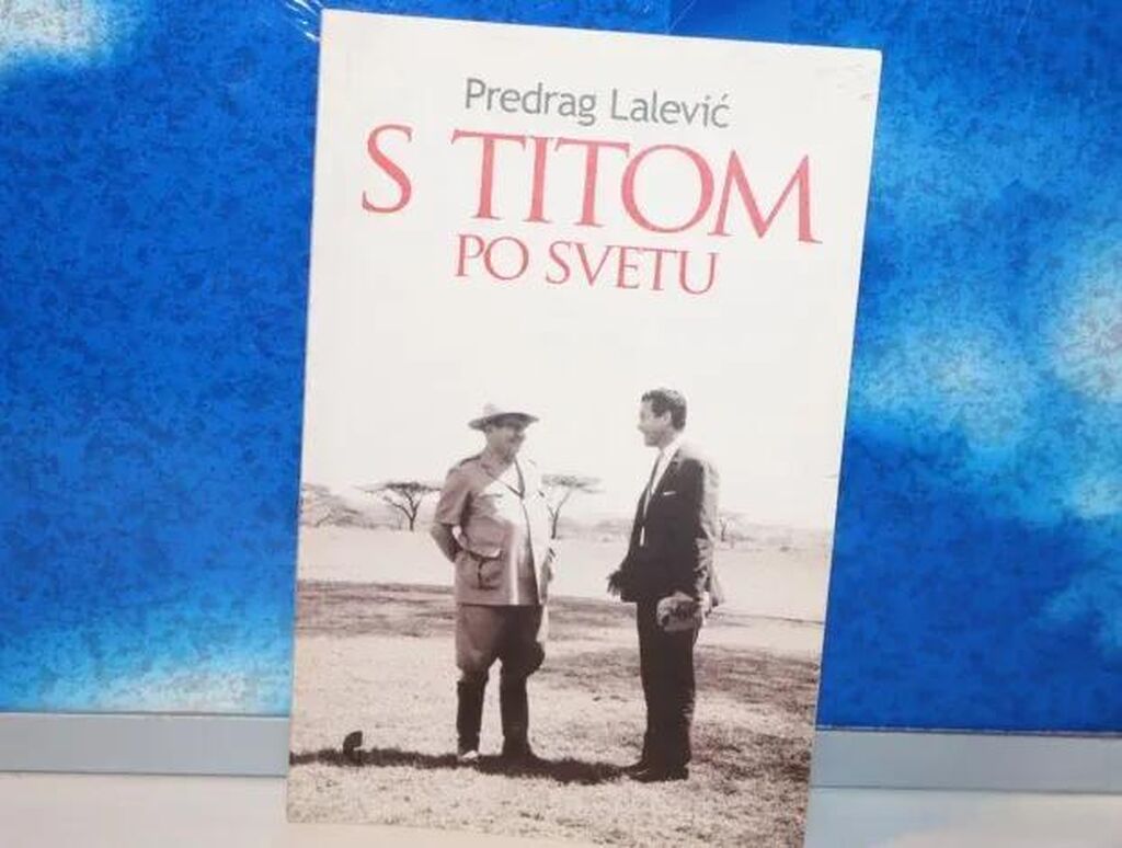 S titom po svetu predrag lalević2011ispisana posveta autorastanje vrlo
