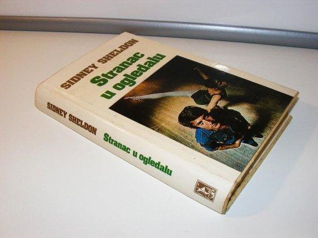 Stranac u ogledalu sidney sheldon1986 otokar keršovani rijekaispisana