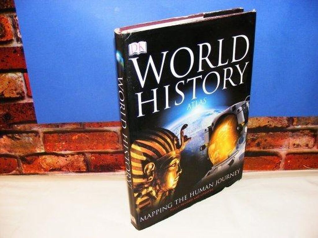 World history atlas veliki format 37 cm tvrd povez stanje vrlo dobro