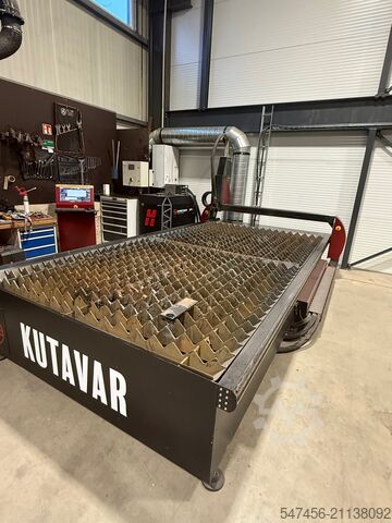 Hypertherm plazma sečena stanica 4 x 2 m
Hypertherm Kutavar XPR300
