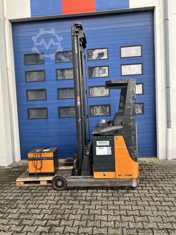 Reach truck
Still FM17
