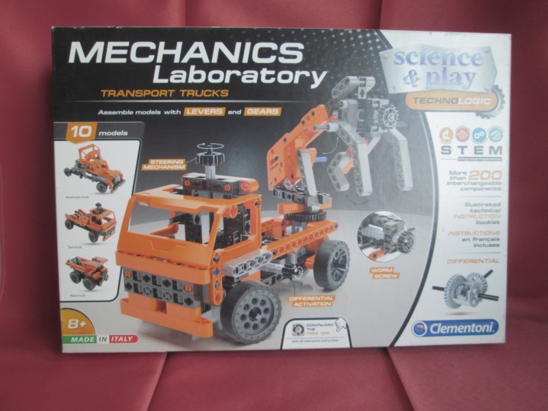 CLEMENTONI MECHANICS LABORATORY TRUCKS