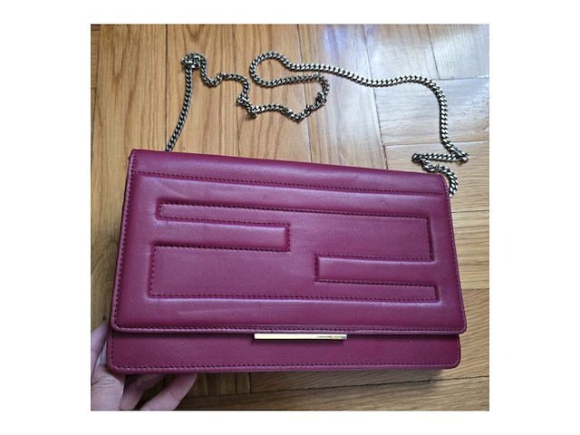 FENDI bordo pismo torba walker on chain