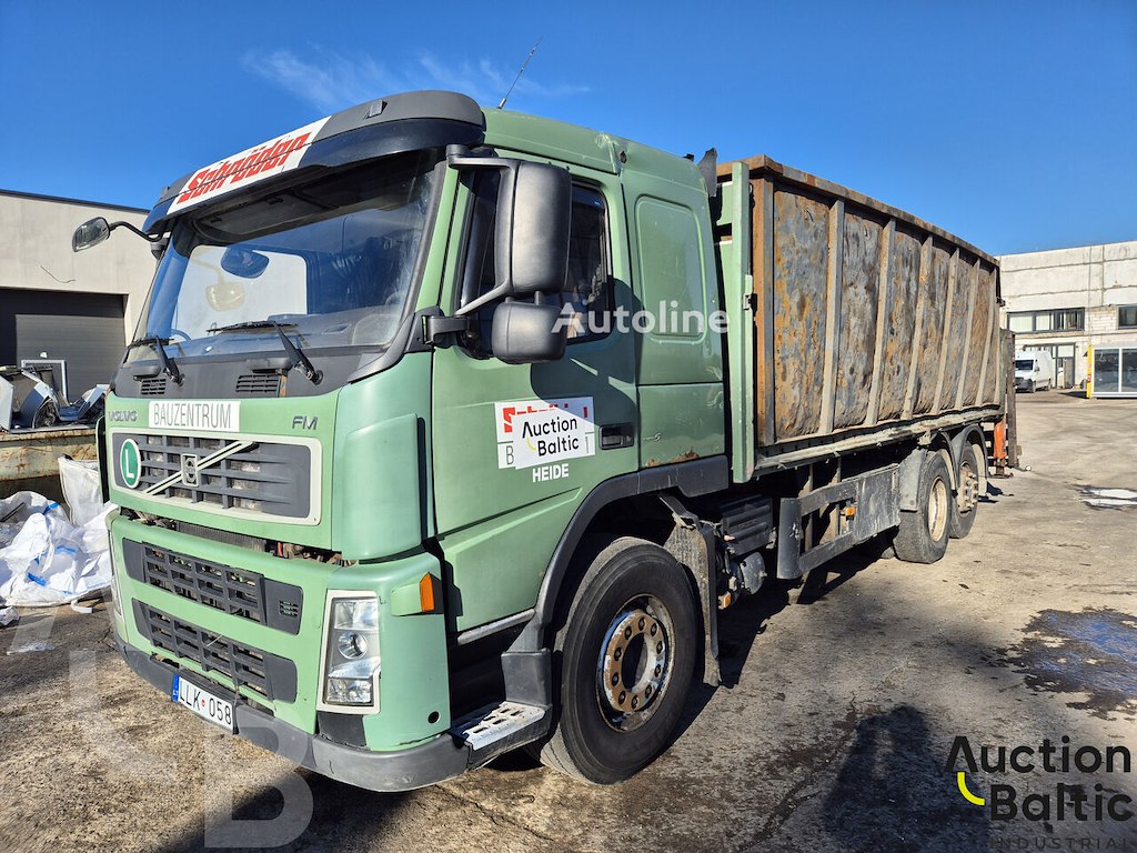 Prodaje se Volvo FM-300 kiper na aukciji