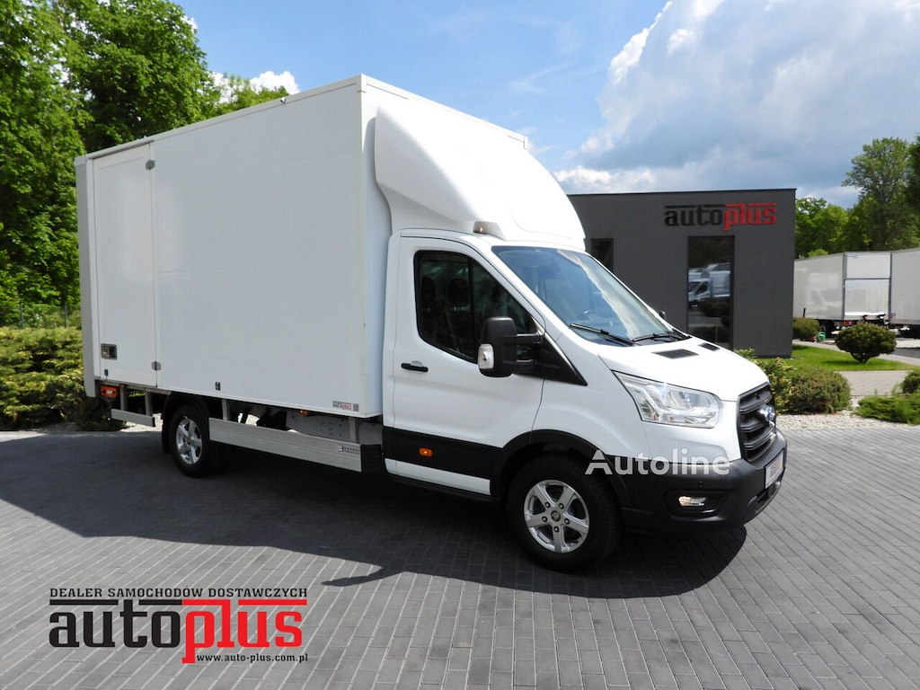 Ford TRANSIT BOX LIFT 8 PALLETS CRUISE CONTROL LED LIGHTS AIR CONDITI kamion furgon < 3.5t
