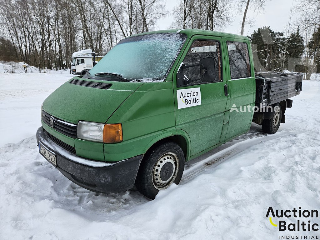 Prodaje se Volkswagen Transporter kamion s ravnom platformom < 3.5t na aukciji