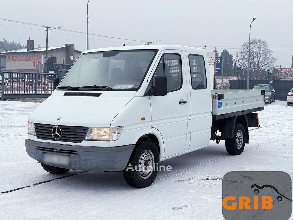 Mercedes-Benz Sprinter 308 Doka 7-miejsc + Skrzynia SUPER kamion s ravnom platformom < 3.5t