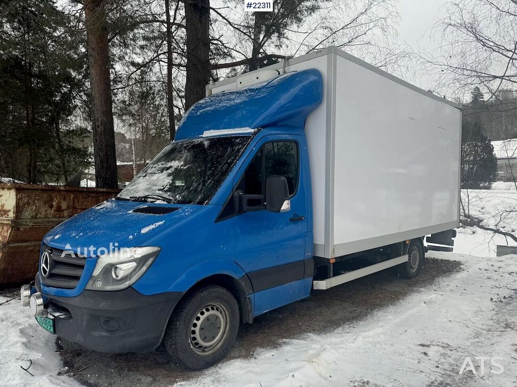 Mercedes-Benz 2015 Mercedes-Benz Sprinter skapbil med lift og sidedør kamion furgon