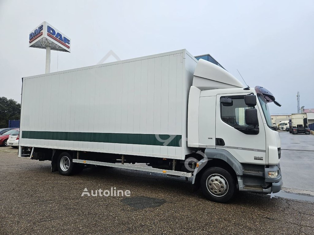 DAF FA LF 55.220 kamion furgon