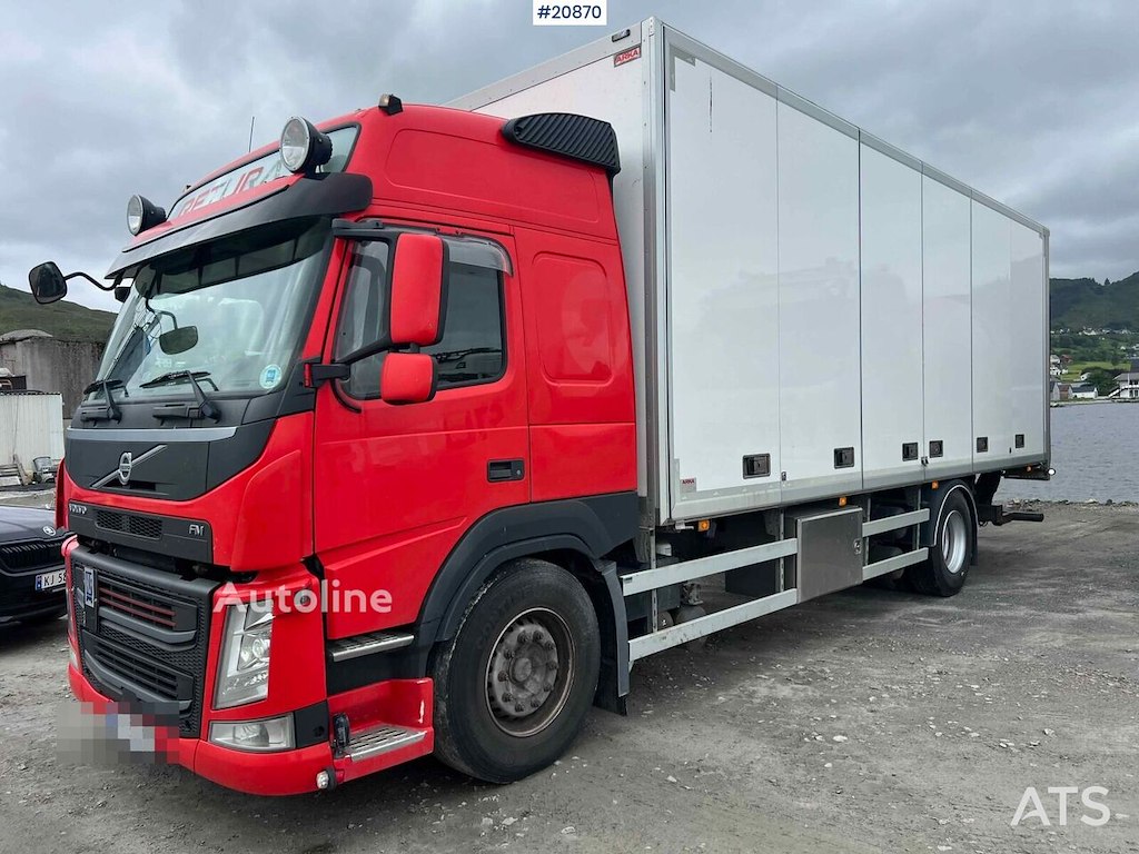 Volvo 2015 Volvo Fm 330 4x2 Skapbil m/ full sideåpning kamion furgon