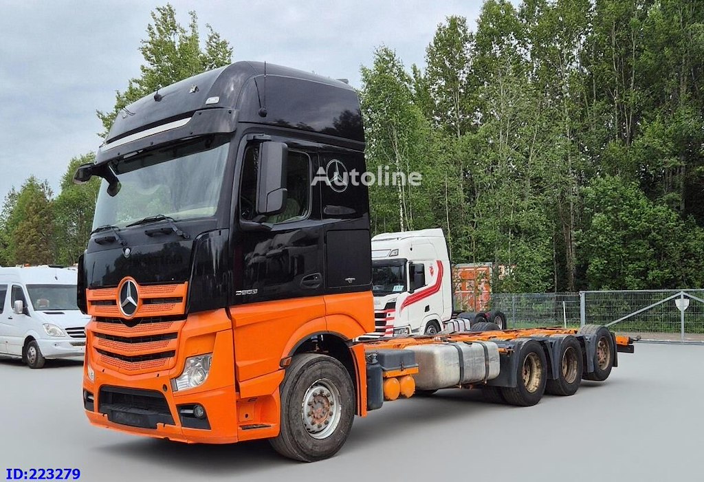 Mercedes-Benz Actros 3563 8×4 ( Steering axle) kamion šasija