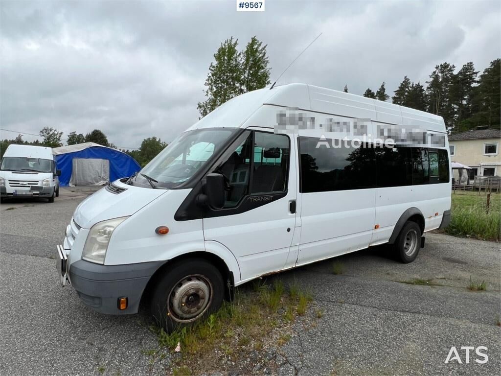Ford Transit putnički minibus
