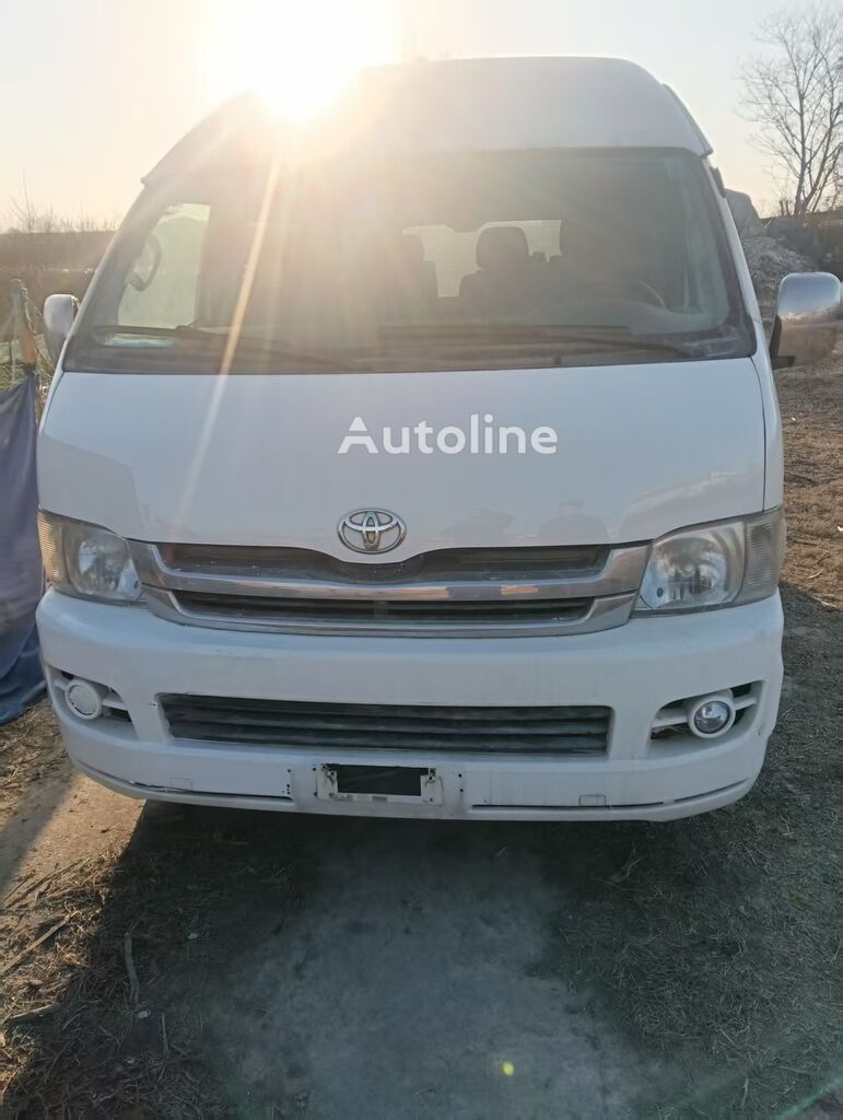 Toyota Hiace putnički minibus