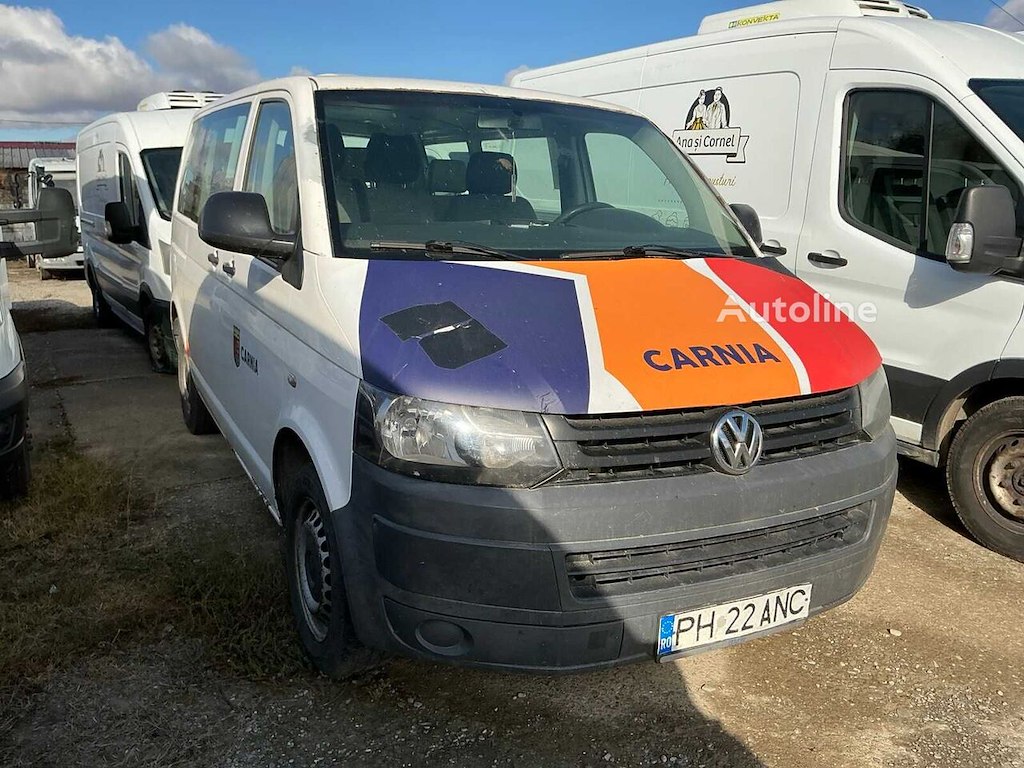Prodaje se Volkswagen Kombi putnički minibus na aukciji