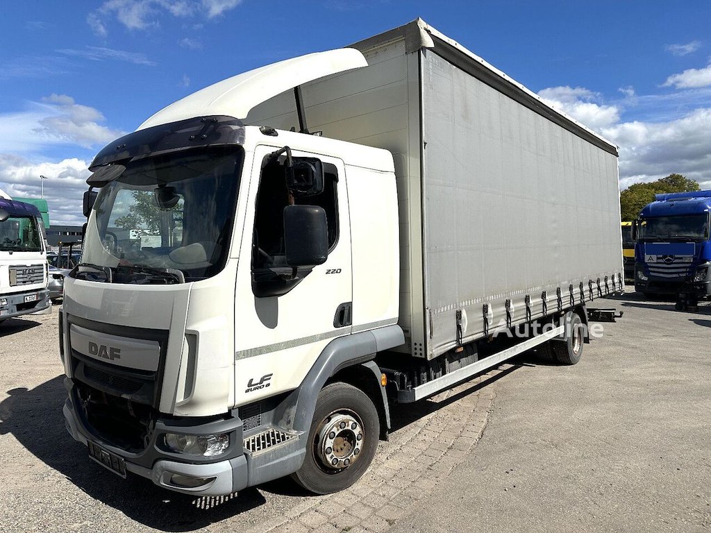 DAF LF12.220* Klima* AHK* Getriebeschaden kamion sa klizna zavesa cerada