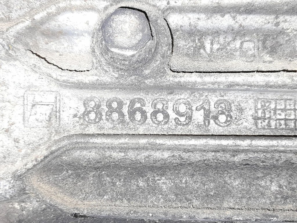 8870879 menjač za IVECO DAILY 35S12, 35C12, 40C12 minibusa