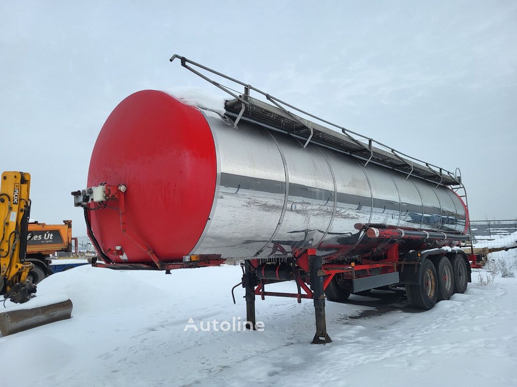 Prodaje se BAU BECKUM prikolicu autocisternu na aukciji