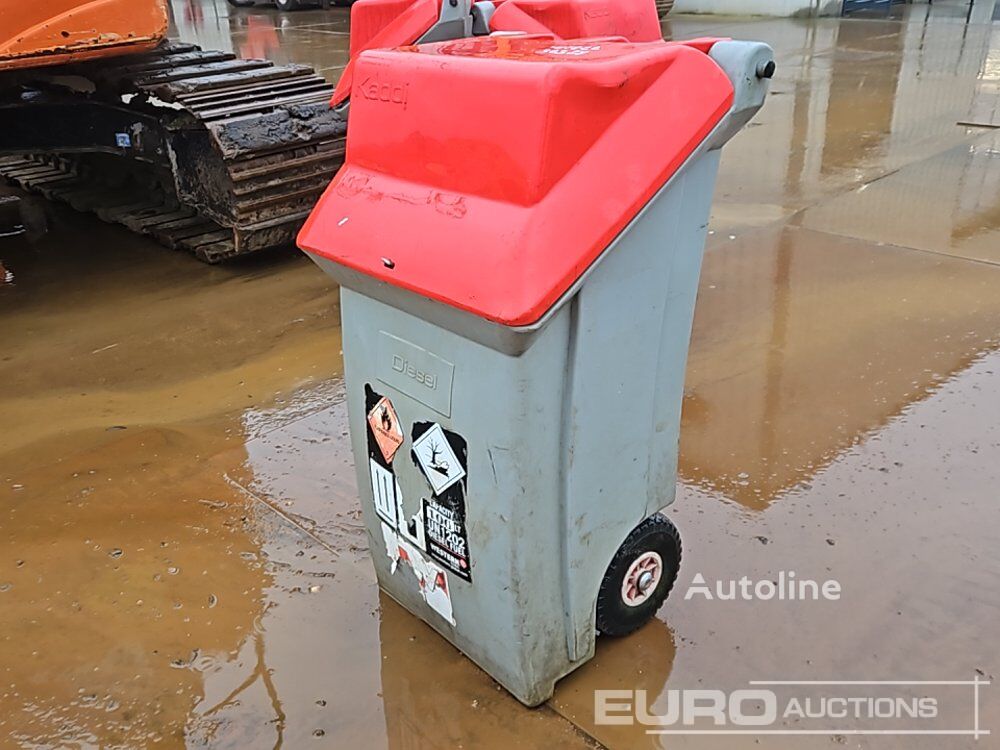 Prodaje se rezervoar za skladistenje goriva na aukciji