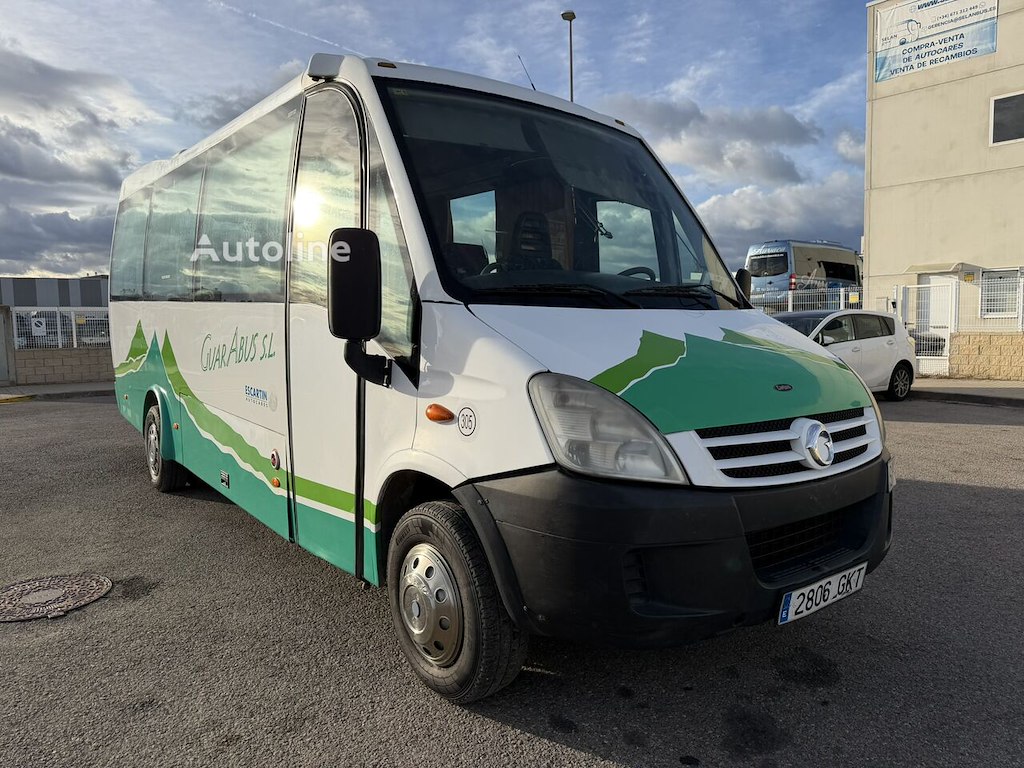 IVECO A65C18 CARBUS prigradski autobus