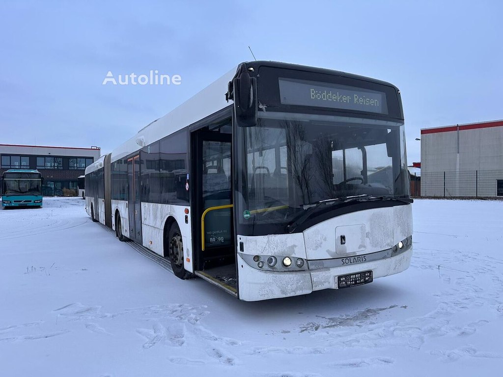 Solaris Urbino 18 zglobni autobus