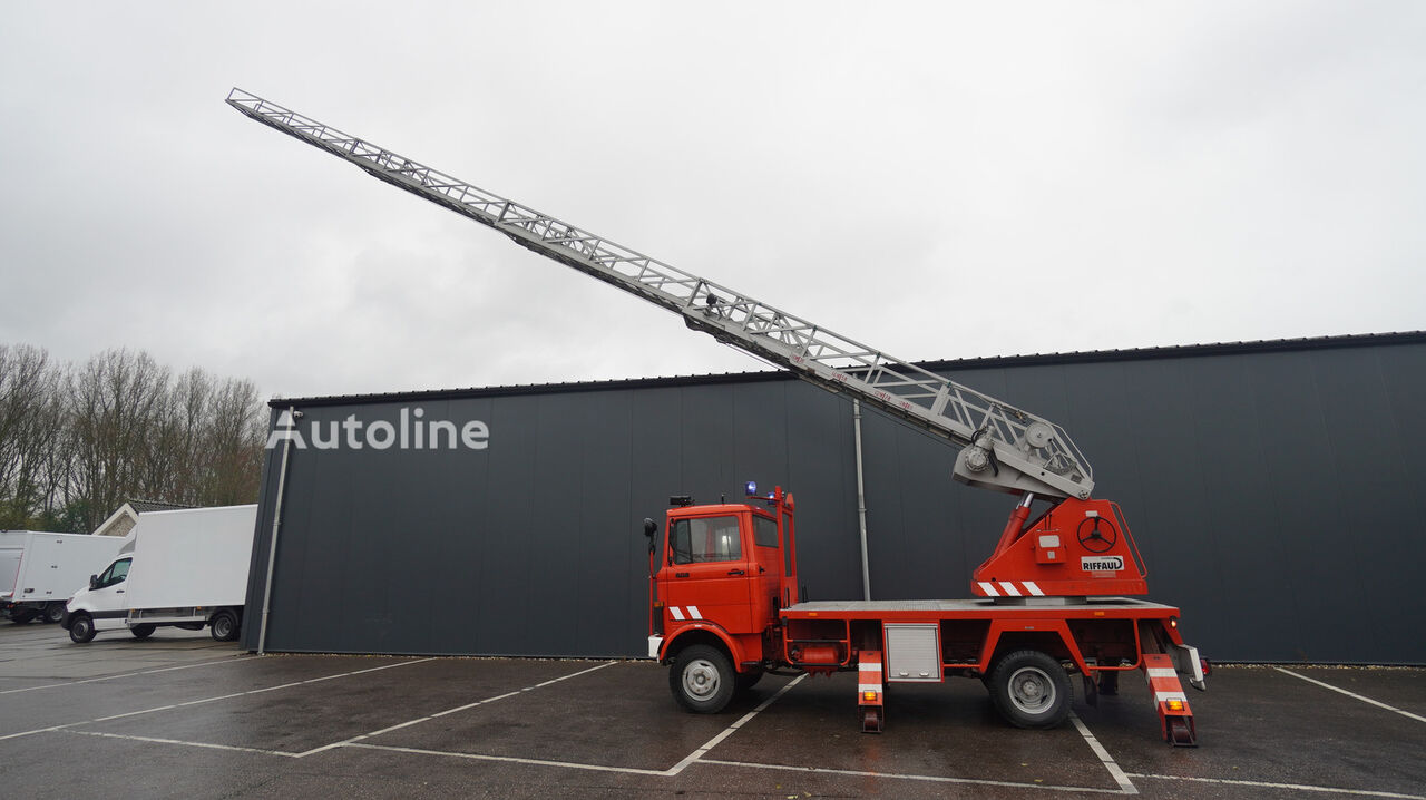 Mercedes-Benz 809 fire ladder truck automehaničke lestve