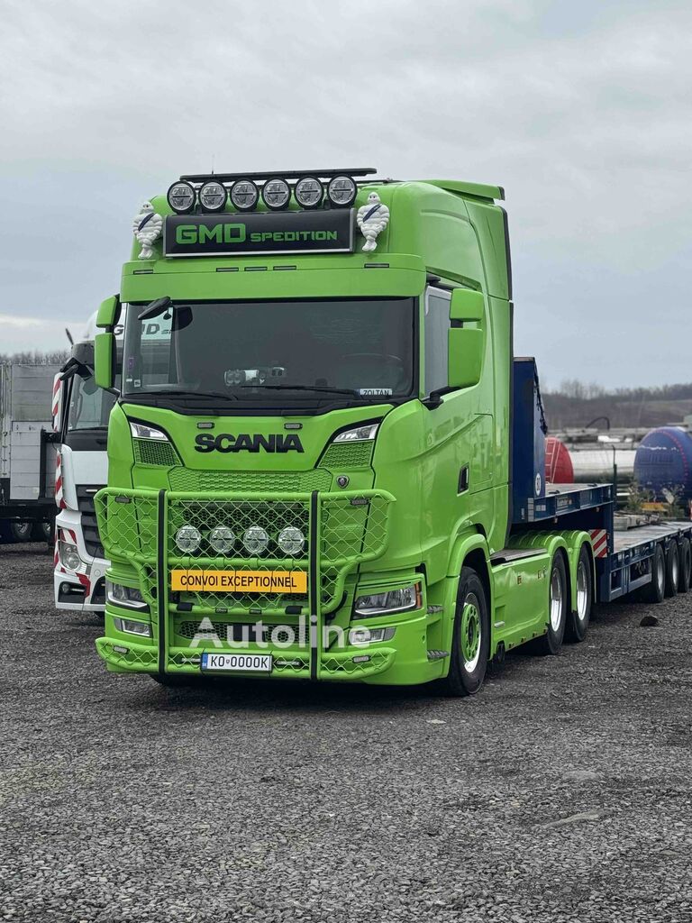 Scania S770 tegljač