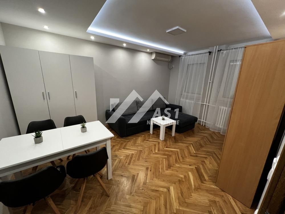 IZDAJE SE DVOSOBAN STAN NA NOVOM NASELJU ID#5477
400 €