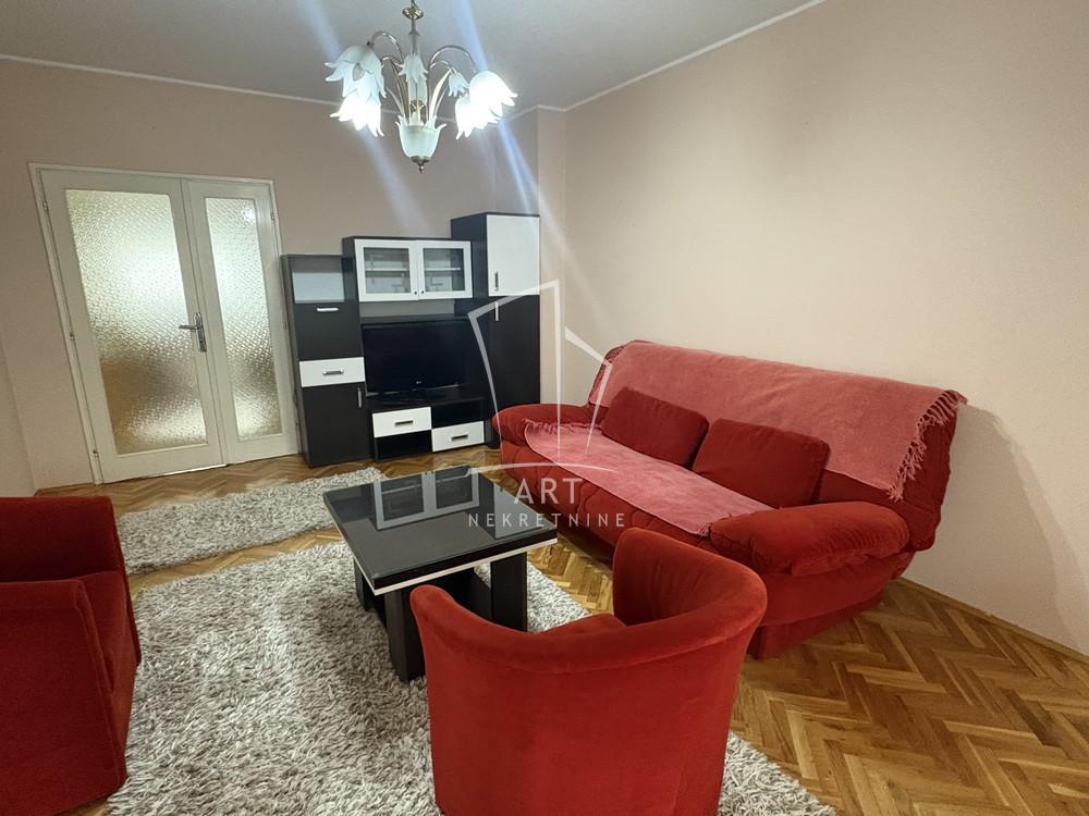 Blok 70 , odličan 3.0 stan ID#13776
900 €