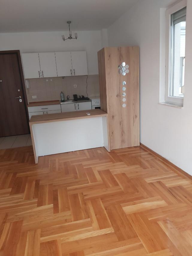 Miklošićeva, 2.0, odmah useljiv ID#19030
500 €
