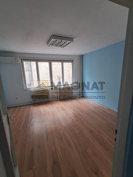 Stari grad | Kosovska |
1.500 €